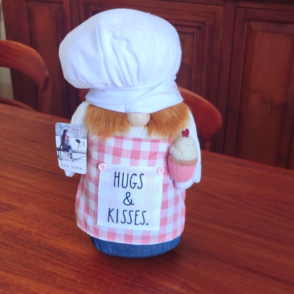 Rae Dunn | Holiday | Rae Dunn Valentine Chef | Poshmark